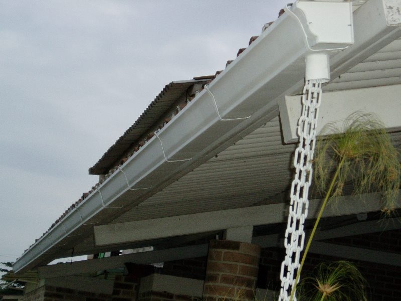 CANAL ROOF STEEL - Todo en techos